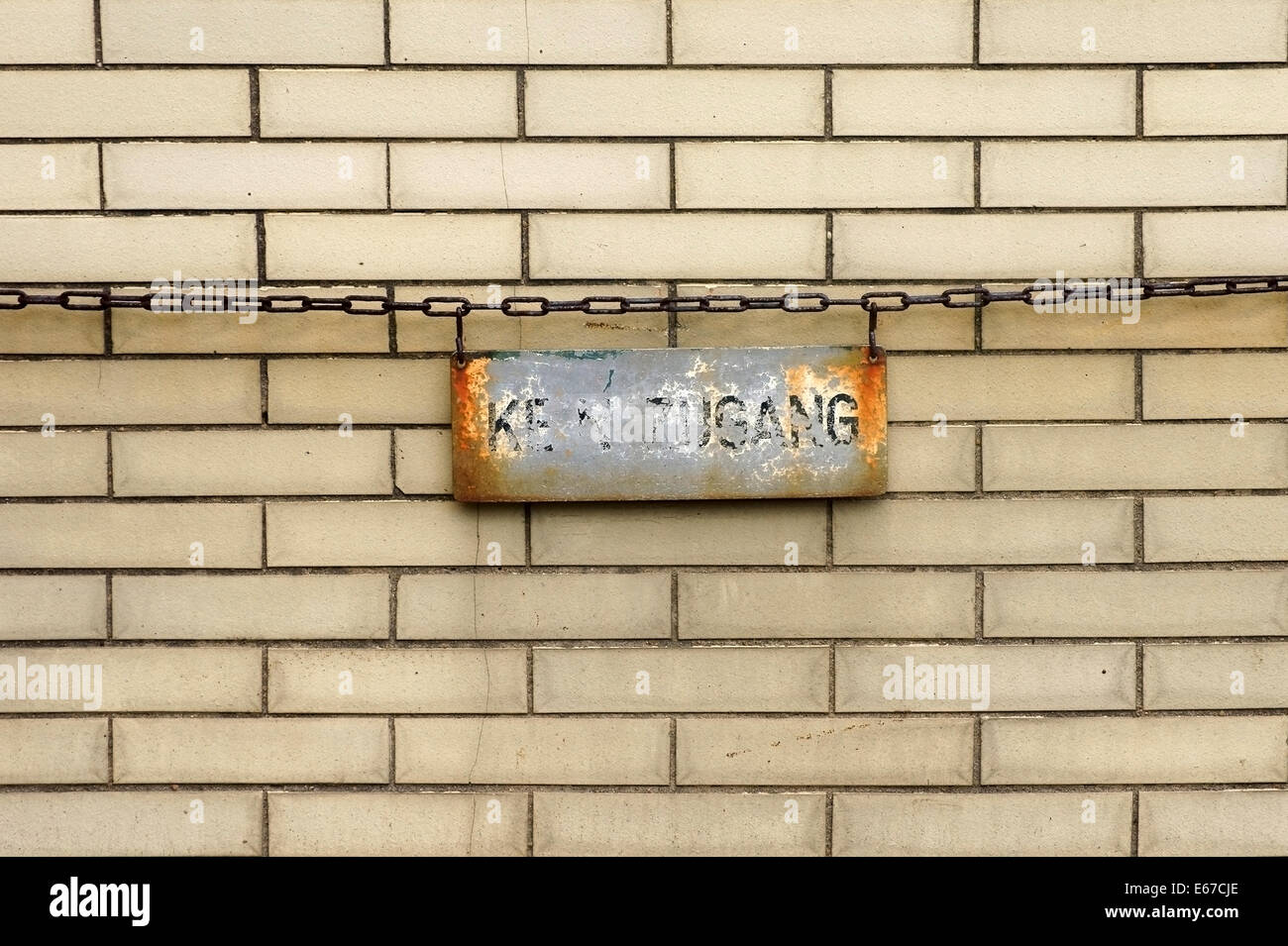 Rusty Hanging sign Stock Photo - Alamy