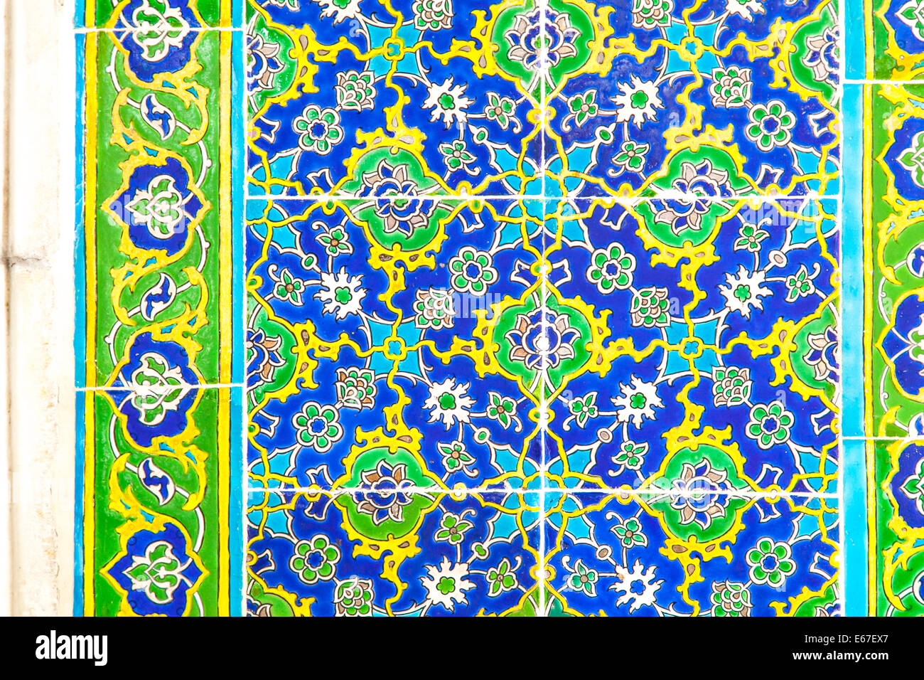 Palace tiles hi-res stock photography and images - Alamy