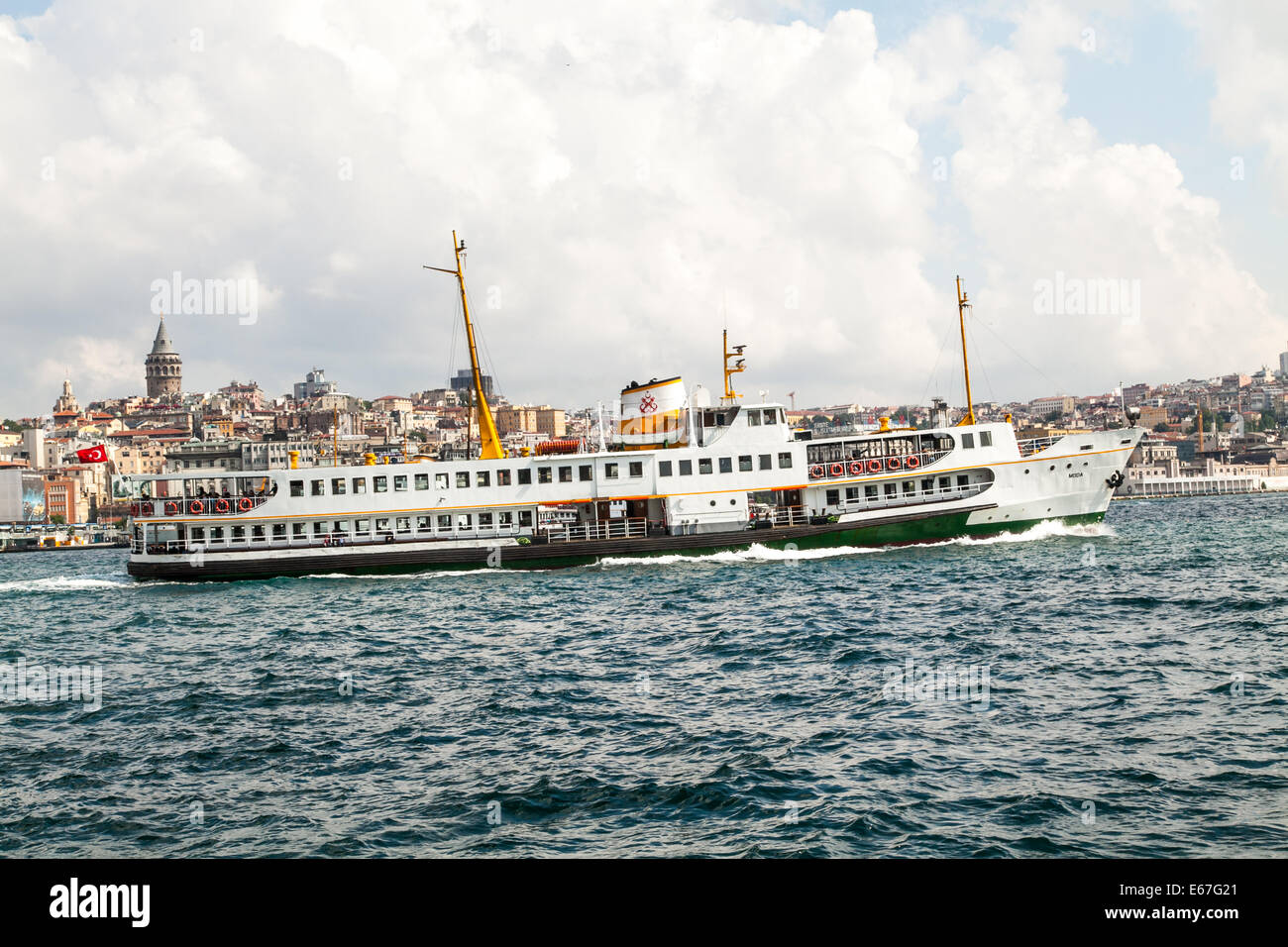 Ferry Istanbul new city Stock Photo - Alamy