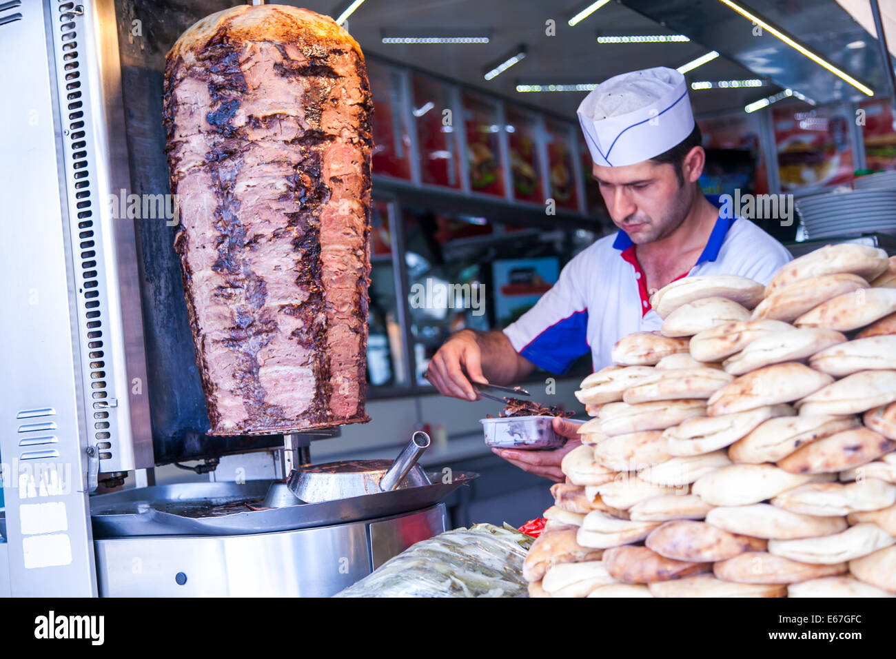 Food market kebab hi-res stock photography and images - Alamy