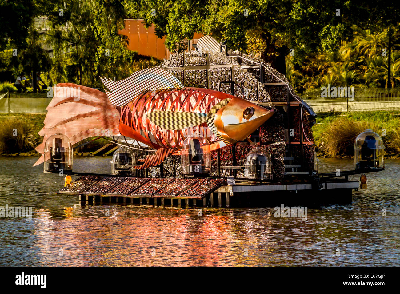 Fish Pontoon Yarra River Melbourne Stock Photo - Alamy