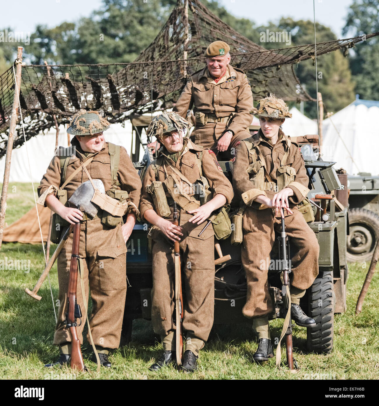 Infantrymen of the Devon's Devonshire Regiment (standing) 50th Tyne ...