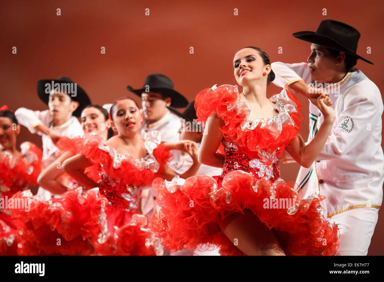 Joropo dance High Resolution Stock Photography and Images - Alamy