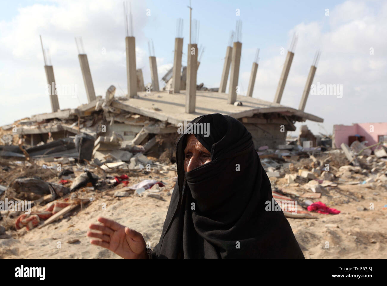 Gaza. 17th Aug, 2014. Johr El-Deek, Gaza Strip, Palestinian Territory ...