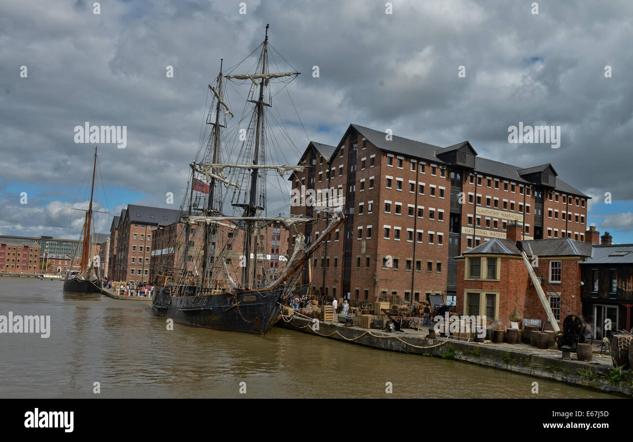 Tim burton helena bonham carter on set hi-res stock photography and ...