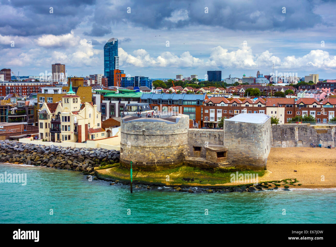 Seaside docks hi-res stock photography and images - Alamy