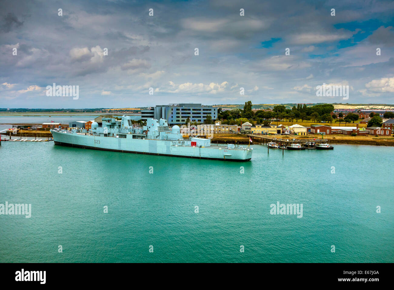 Hms bristol hi-res stock photography and images - Alamy