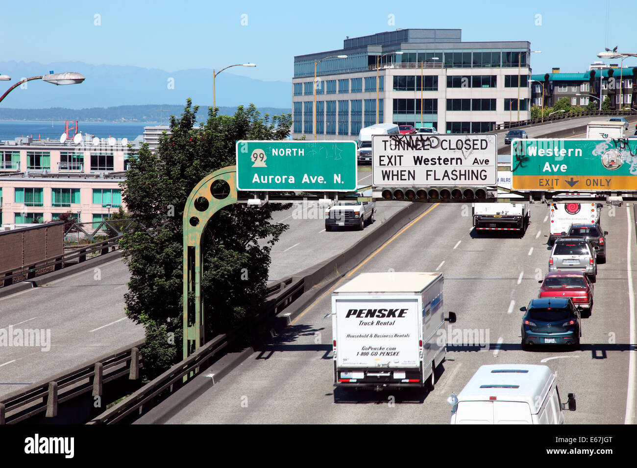 Seattle traffic hi-res stock photography and images - Alamy