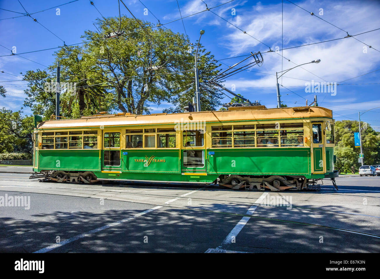 Yarra Trams, Yellow and green traditional iconic Melbourne tram ...
