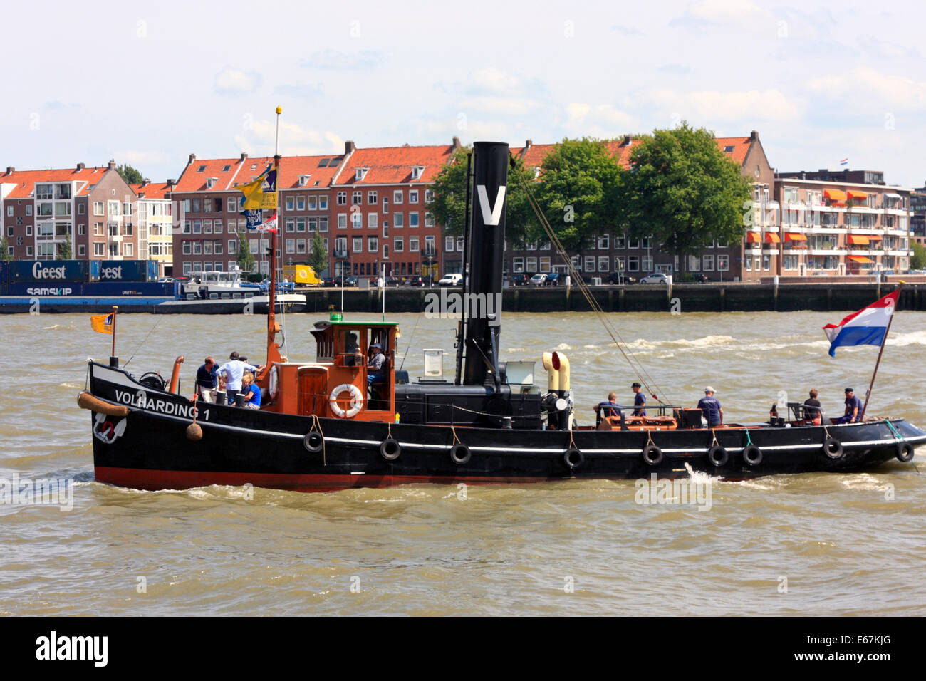 Vintage Steam Tug "Volharding 1" on River Maas, Rotterdam, South ...