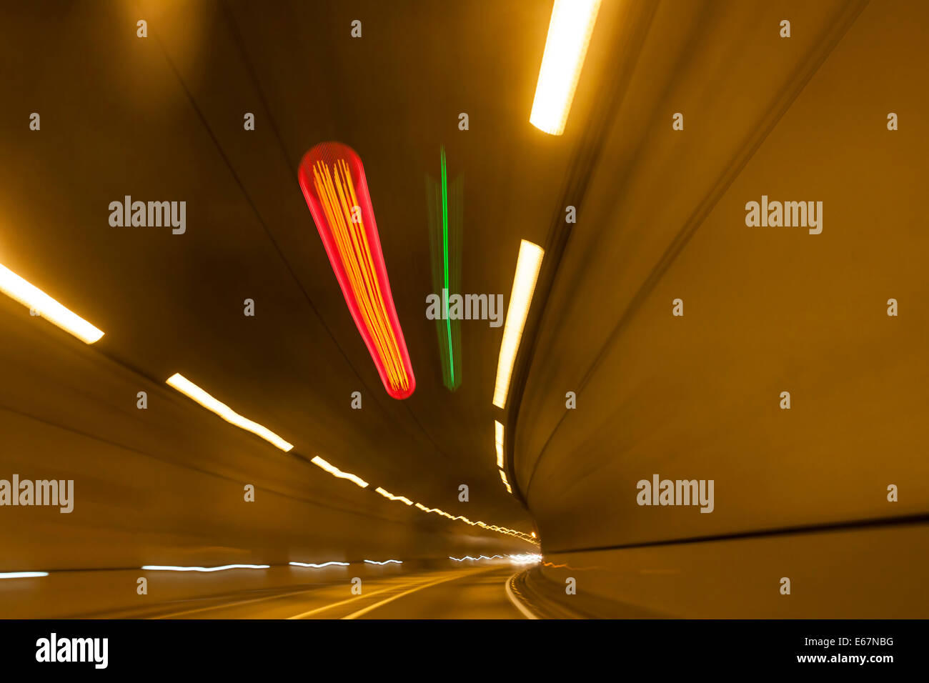 Urban highway tunnel hi-res stock photography and images - Alamy