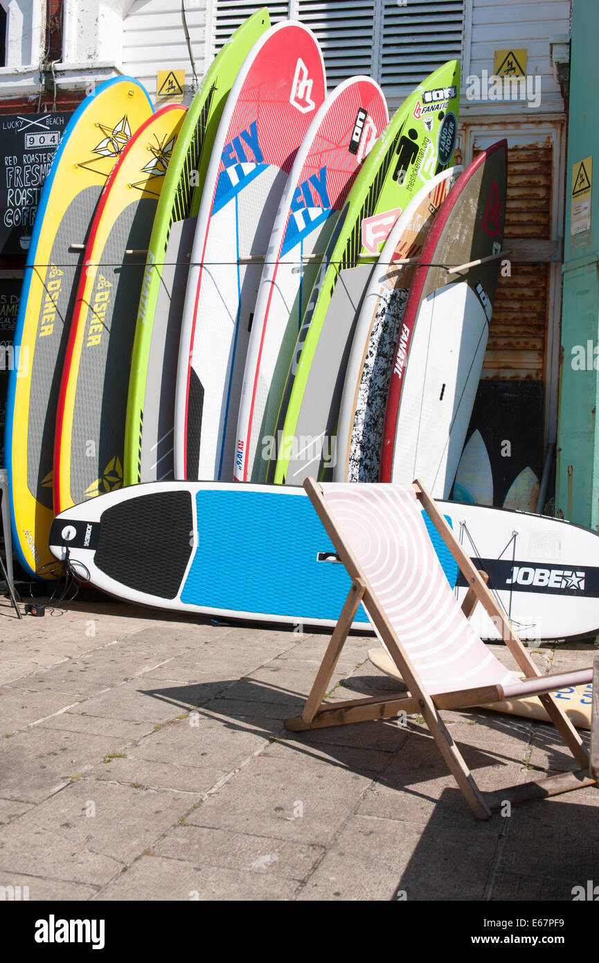 Surfboards and wall hi-res stock photography and images - Alamy