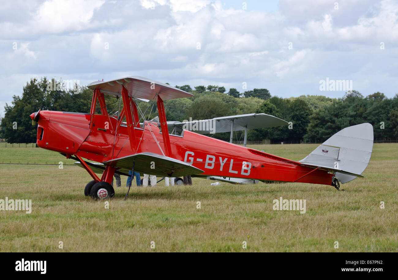De havilland moth plane hi-res stock photography and images - Alamy