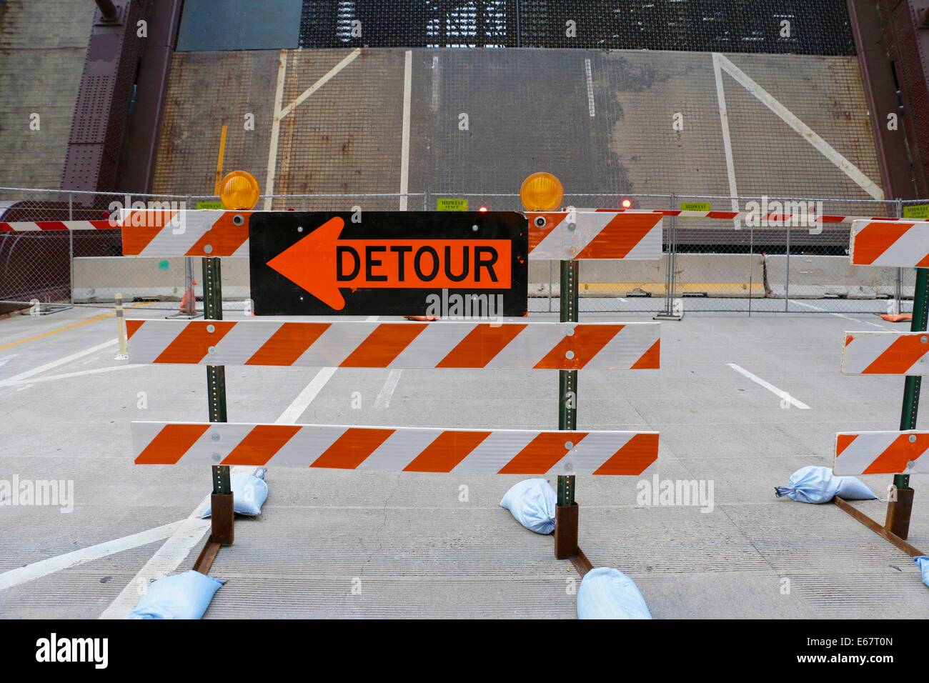 Detour sign, Dearborn Street Bridge, Chicago Stock Photo - Alamy