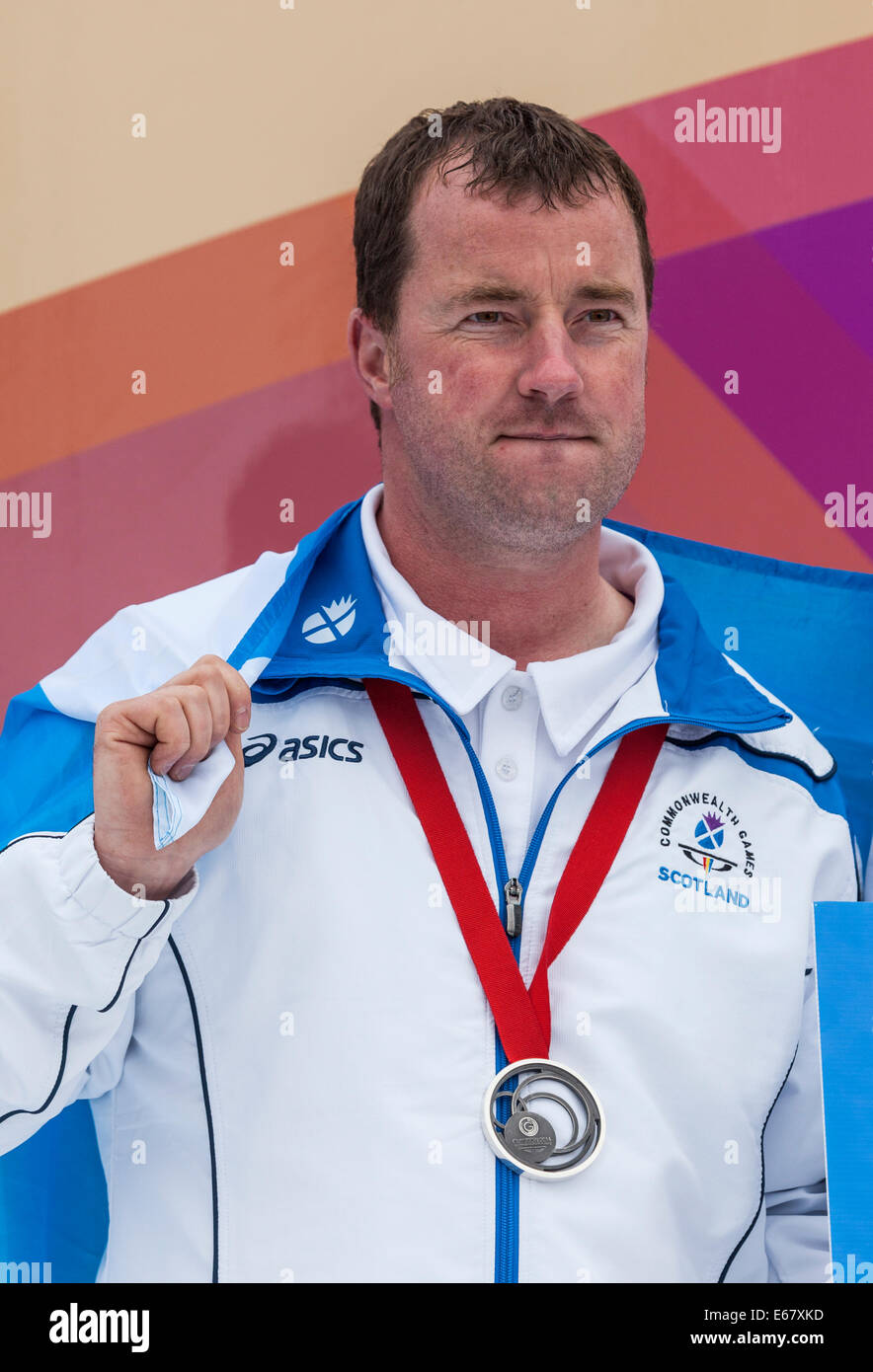 Skeet team hi-res stock photography and images - Alamy