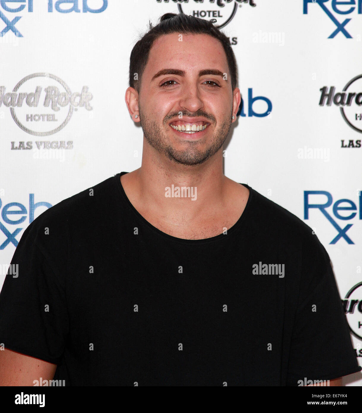 Las Vegas, Nevada, USA. 17th Aug, 2014. R & B singer Colby O'Donis ...