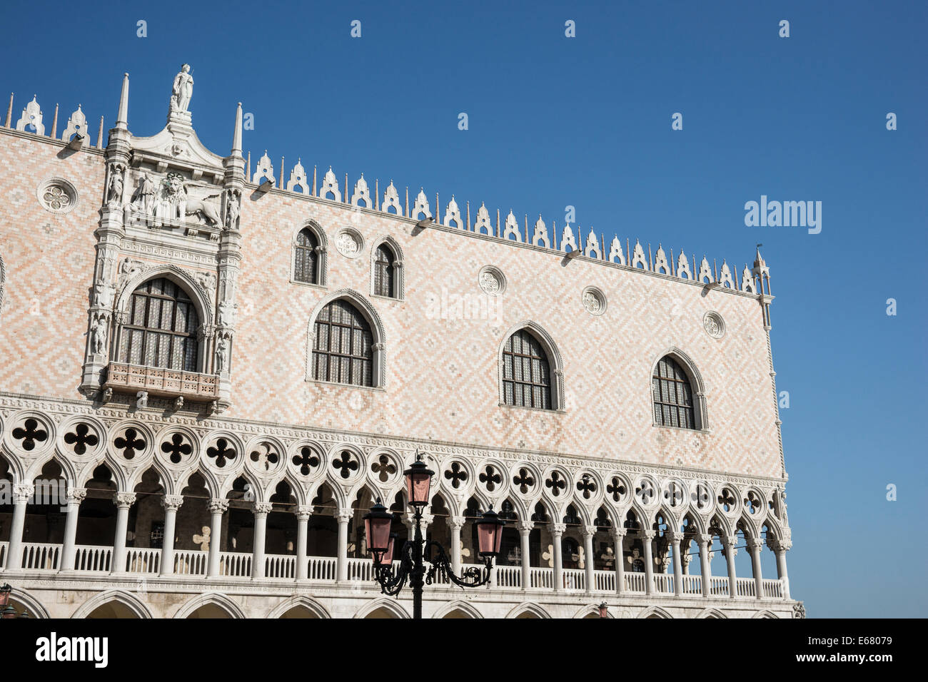Doge's palace venice floor hi-res stock photography and images - Alamy