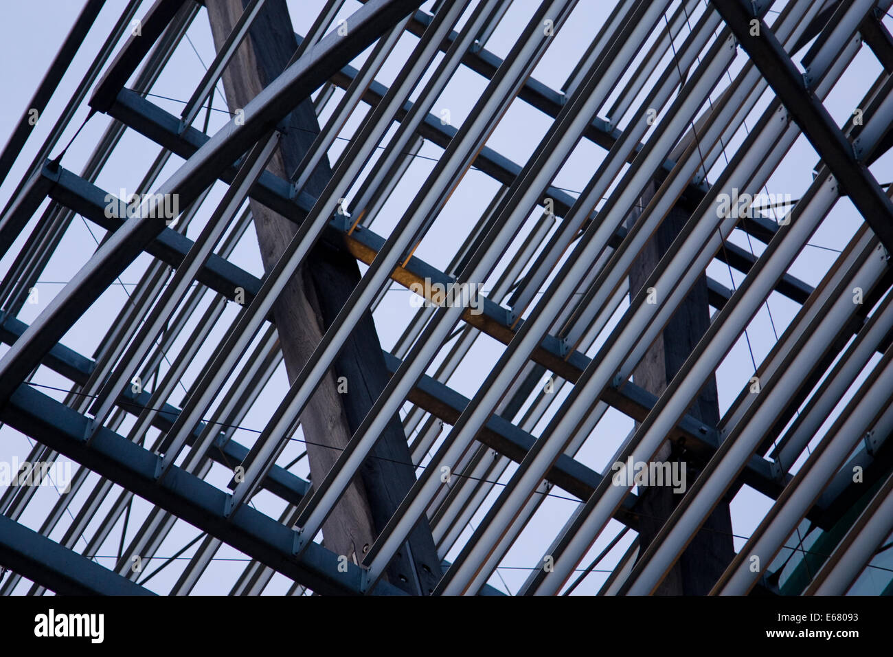 Structural steel framework hi-res stock photography and images - Alamy