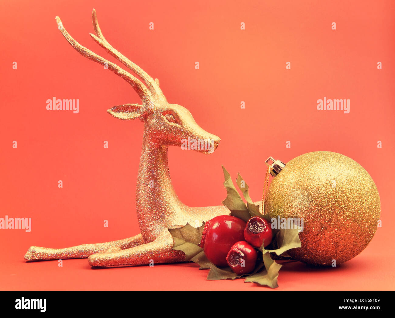 Holly jolly eve december Cut Out Stock Images & Pictures - Alamy
