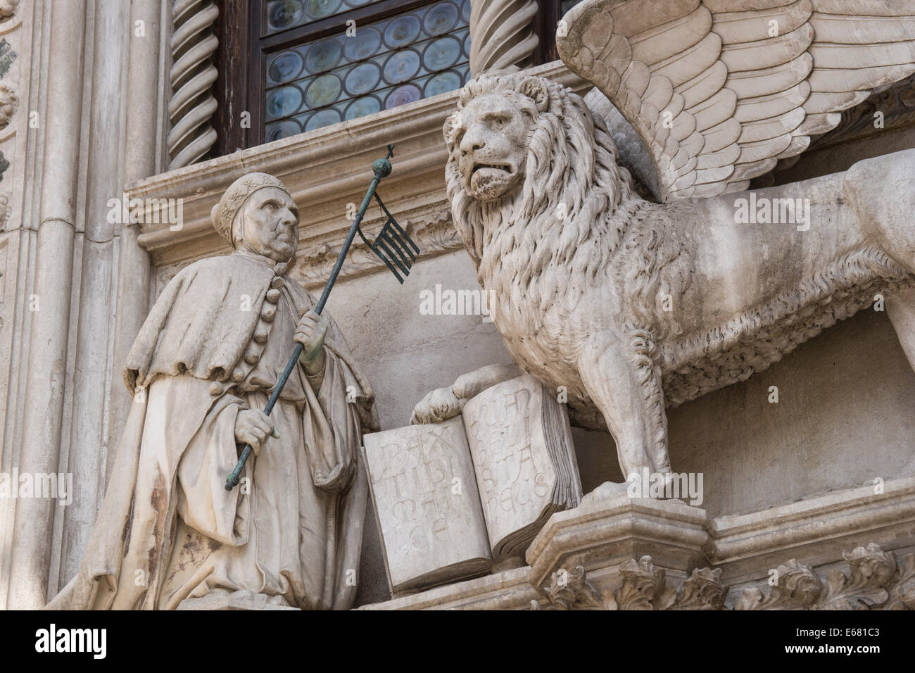 Sculpture of Doge Francesco Foscari kneeling before St. Mark's Lion in ...