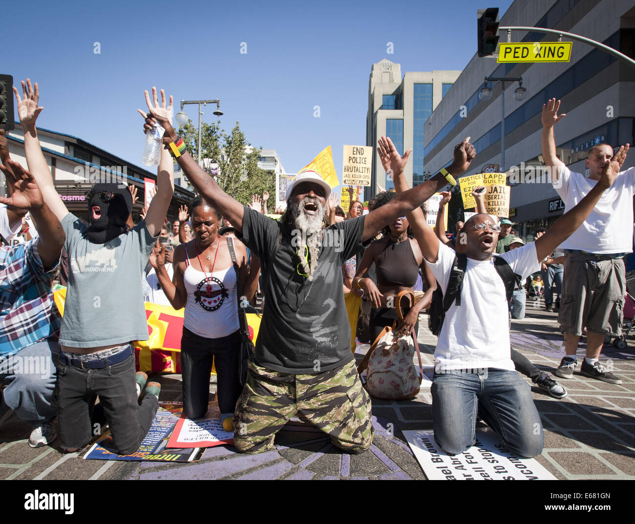 Police th hi-res stock photography and images - Alamy