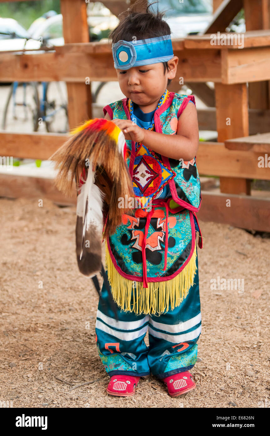 Young traditional costumed Native First Nation boy powwow pow pow ...