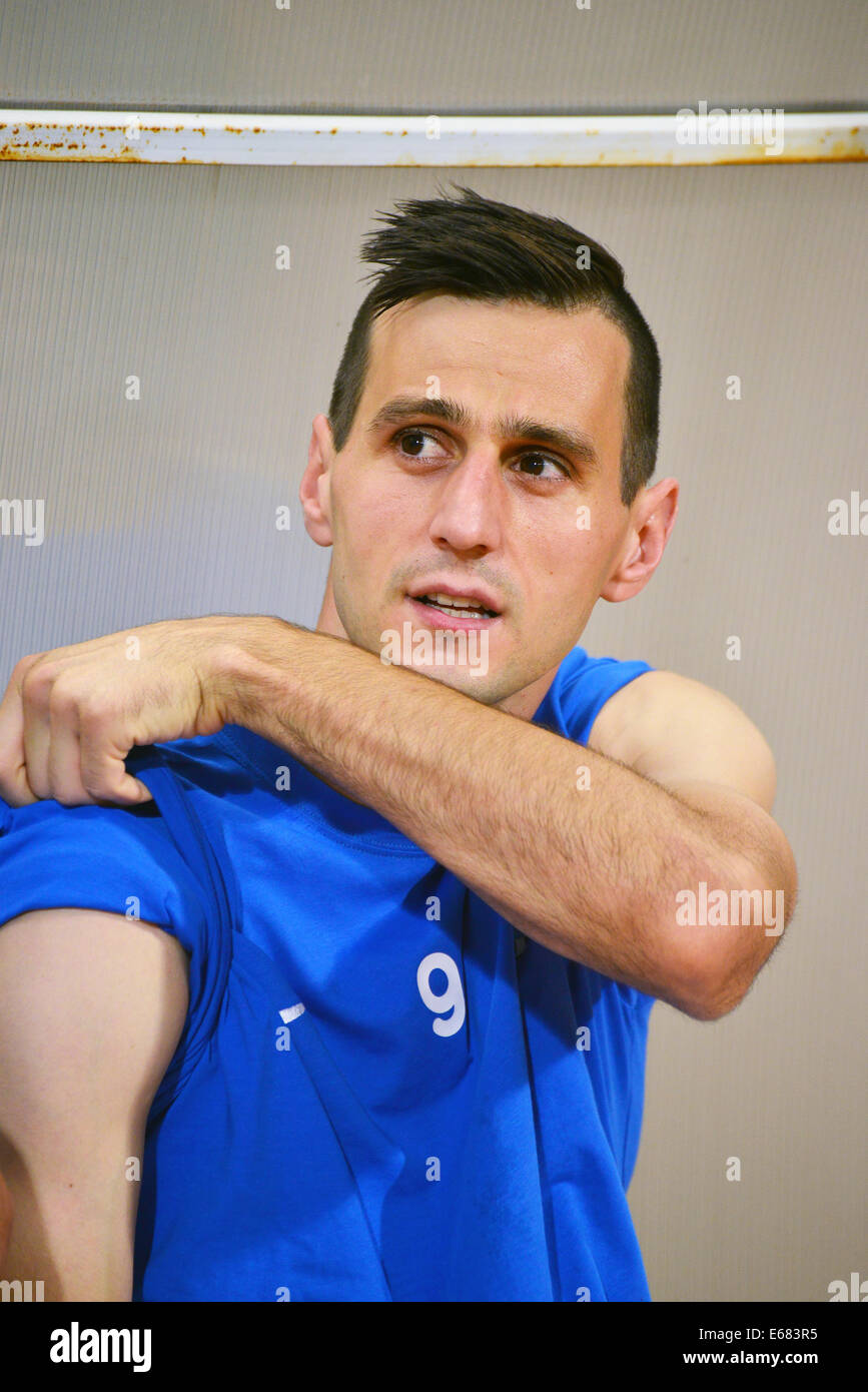 Nikola Kalinic during the match between Metalurg and Dnipro at Stadium ...