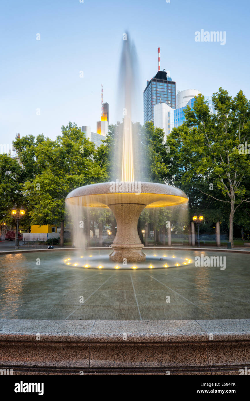 Fountain at the Opernplatz , Frankfurt Stock Photo - Alamy