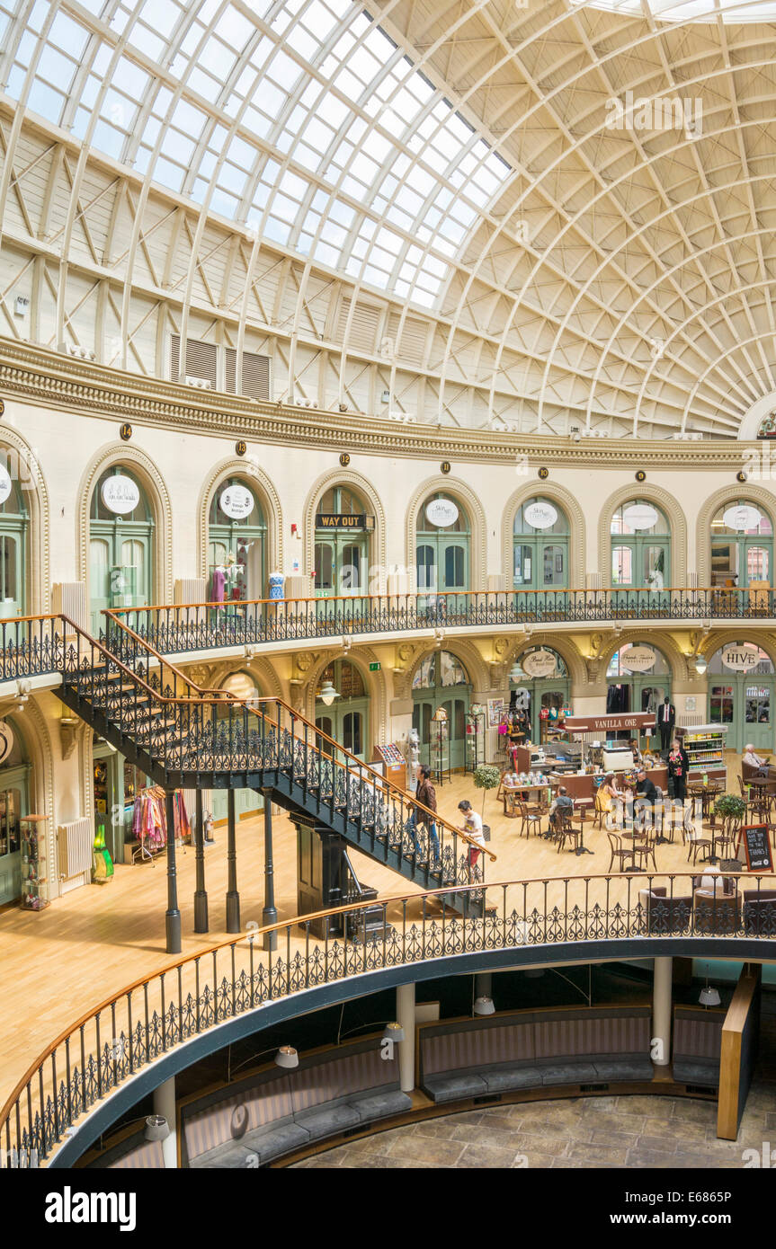 Leeds corn exchange roof hi-res stock photography and images - Alamy