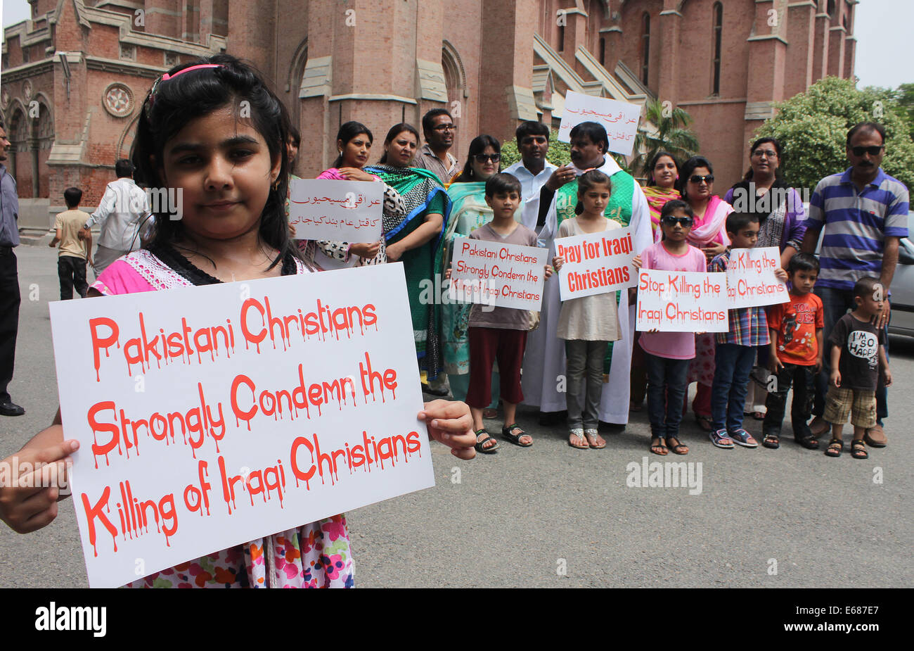 Pakistani activists of Christian Community chant slogans against ...