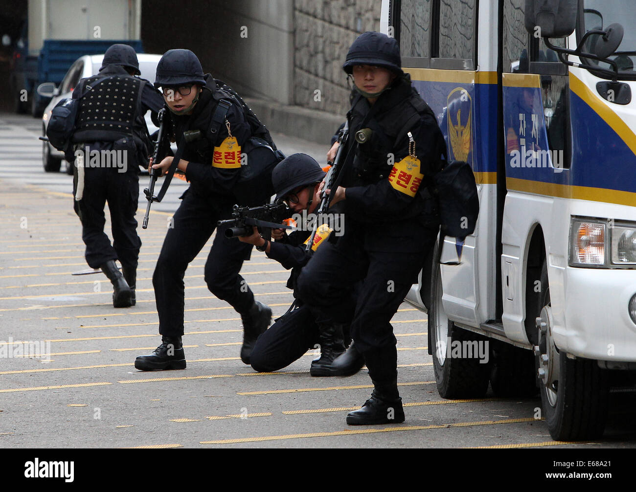 Ulchi people hi-res stock photography and images - Alamy