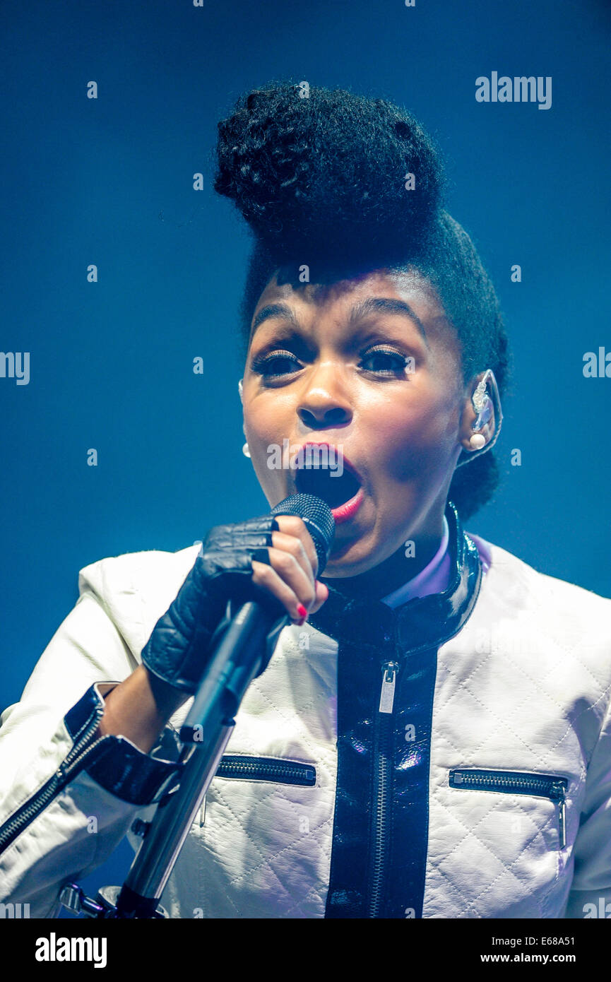 Janelle monáe robinson hi-res stock photography and images - Alamy