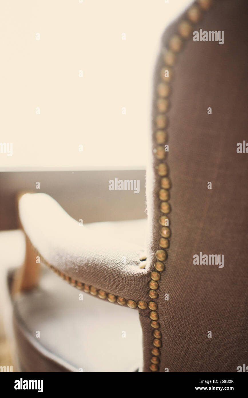 Empty armchair hi-res stock photography and images - Alamy