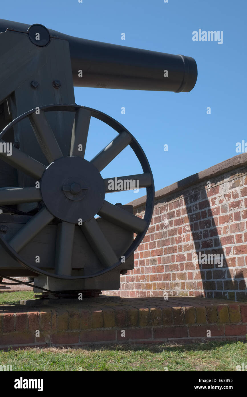 32 pounder hi-res stock photography and images - Alamy