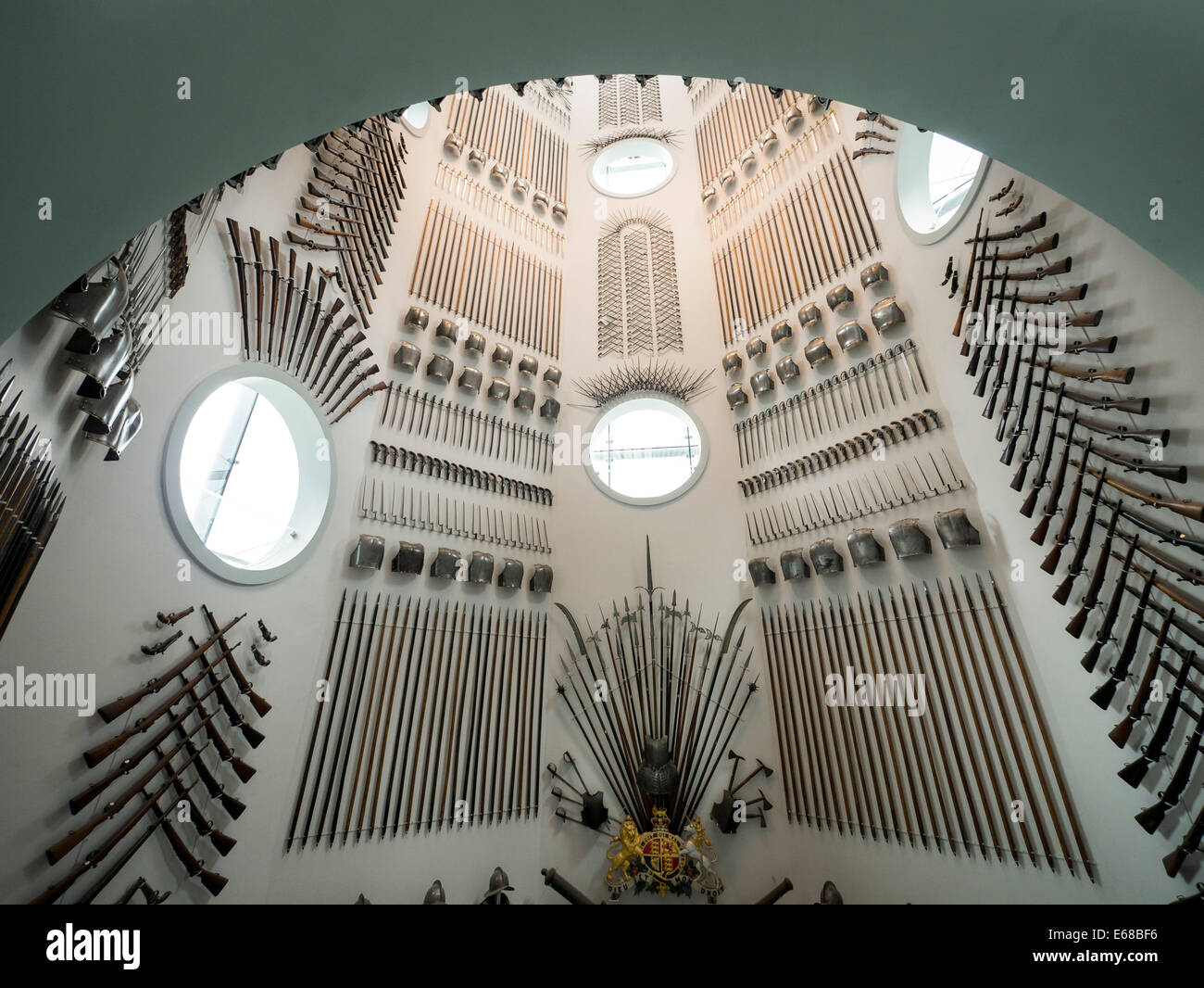 Royal weapons museum hi-res stock photography and images - Alamy