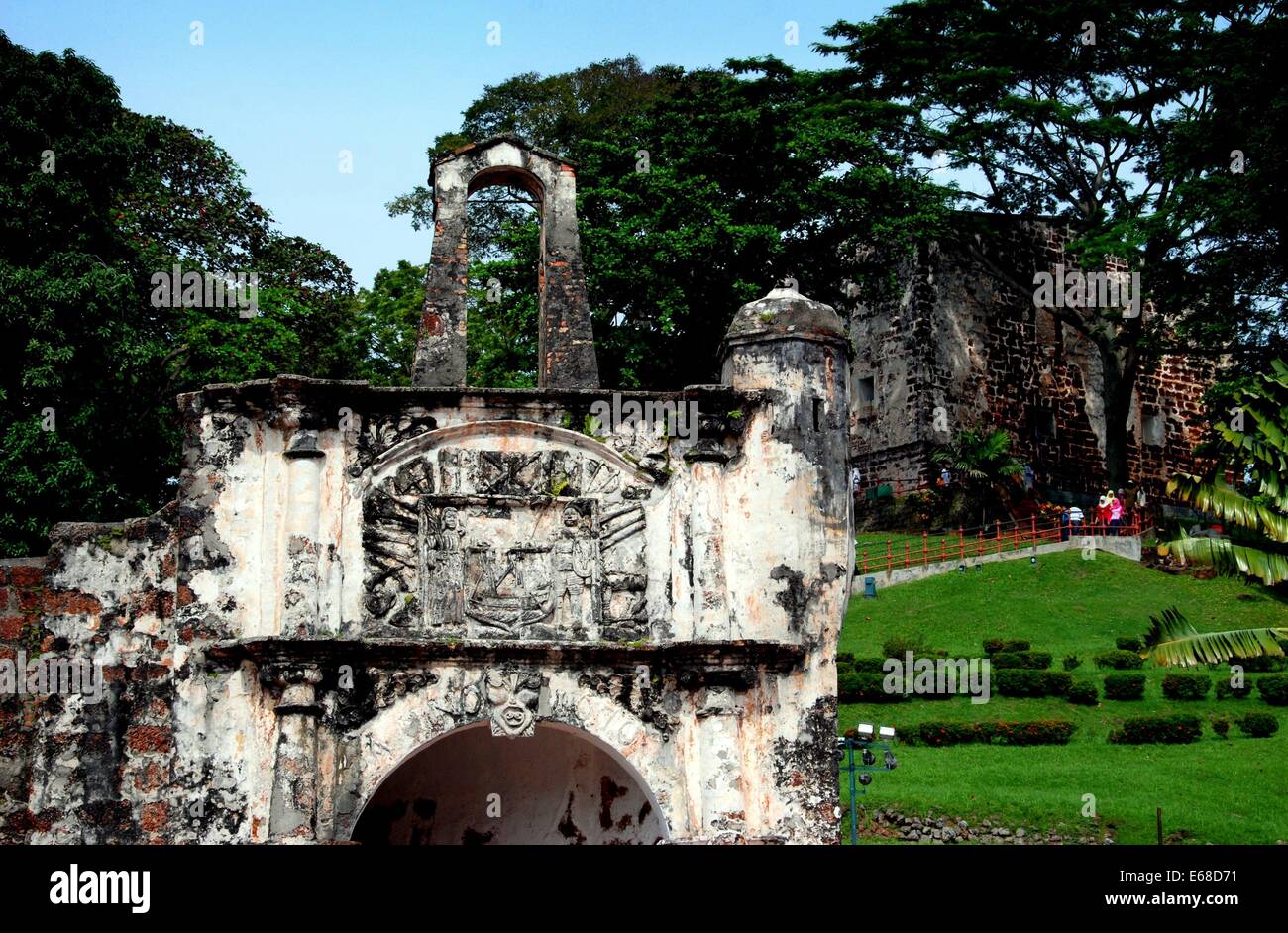 MELAKA, MALAYSIA: The 1511 A ' Famosa Portuguese fort gate at the foot ...