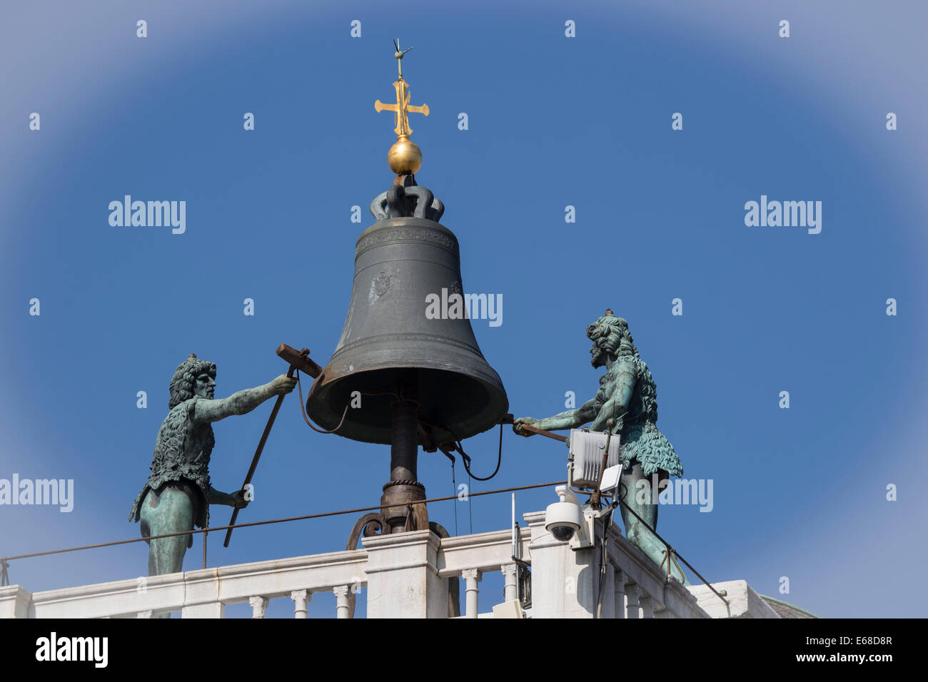 White square tower hi-res stock photography and images - Alamy