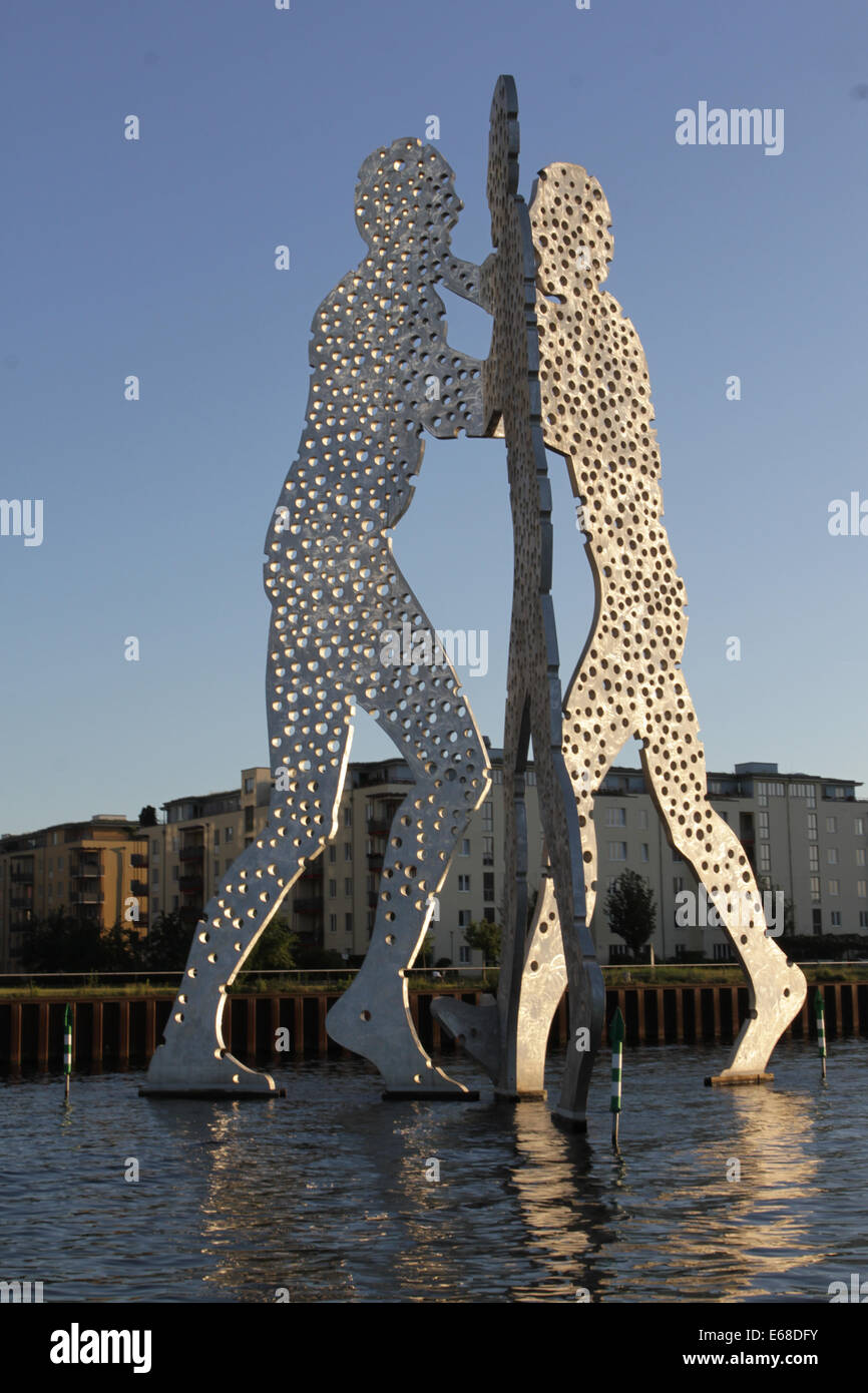 Molecule Man sculpture, Berlin, Germany Stock Photo - Alamy