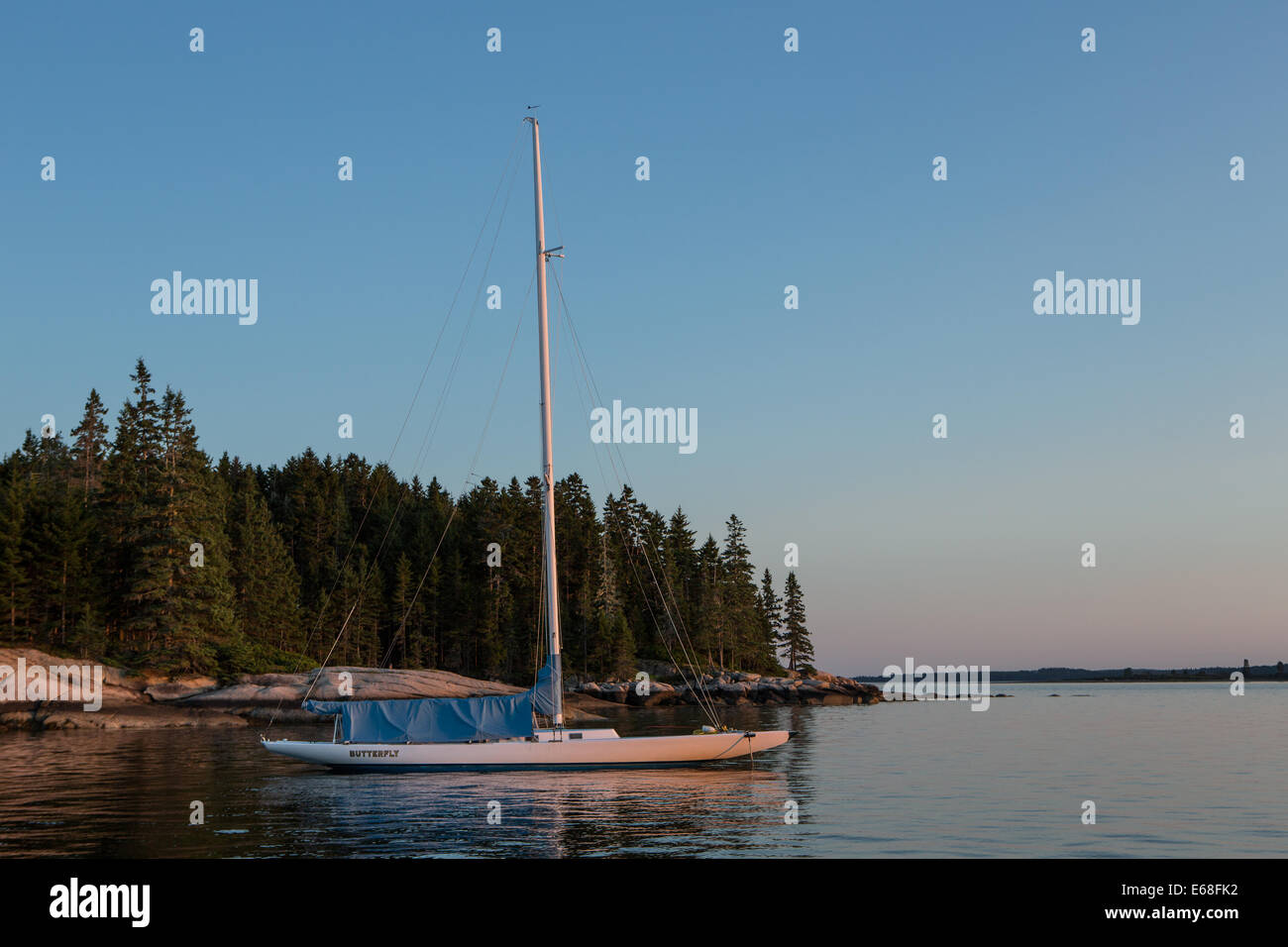 Center Harbor, Brooklin, Maine - 9 August 2014. Sloop Butterfly at ...