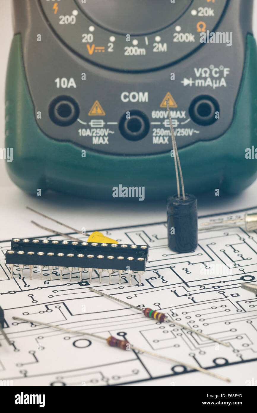 Group electronic components hi-res stock photography and images - Alamy