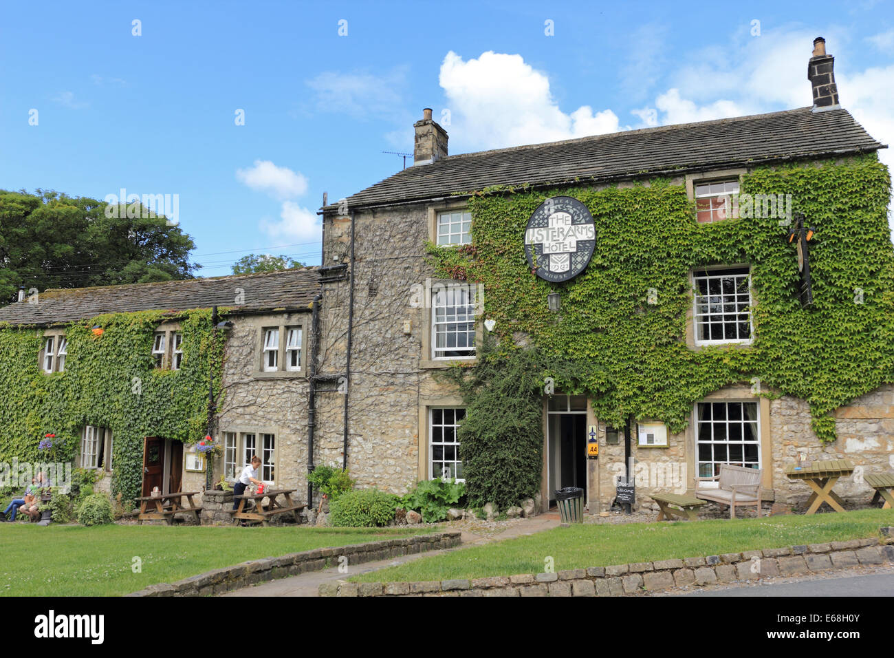 Pub in the Yorkshire Dales National Park near Malham Yorkshire England ...