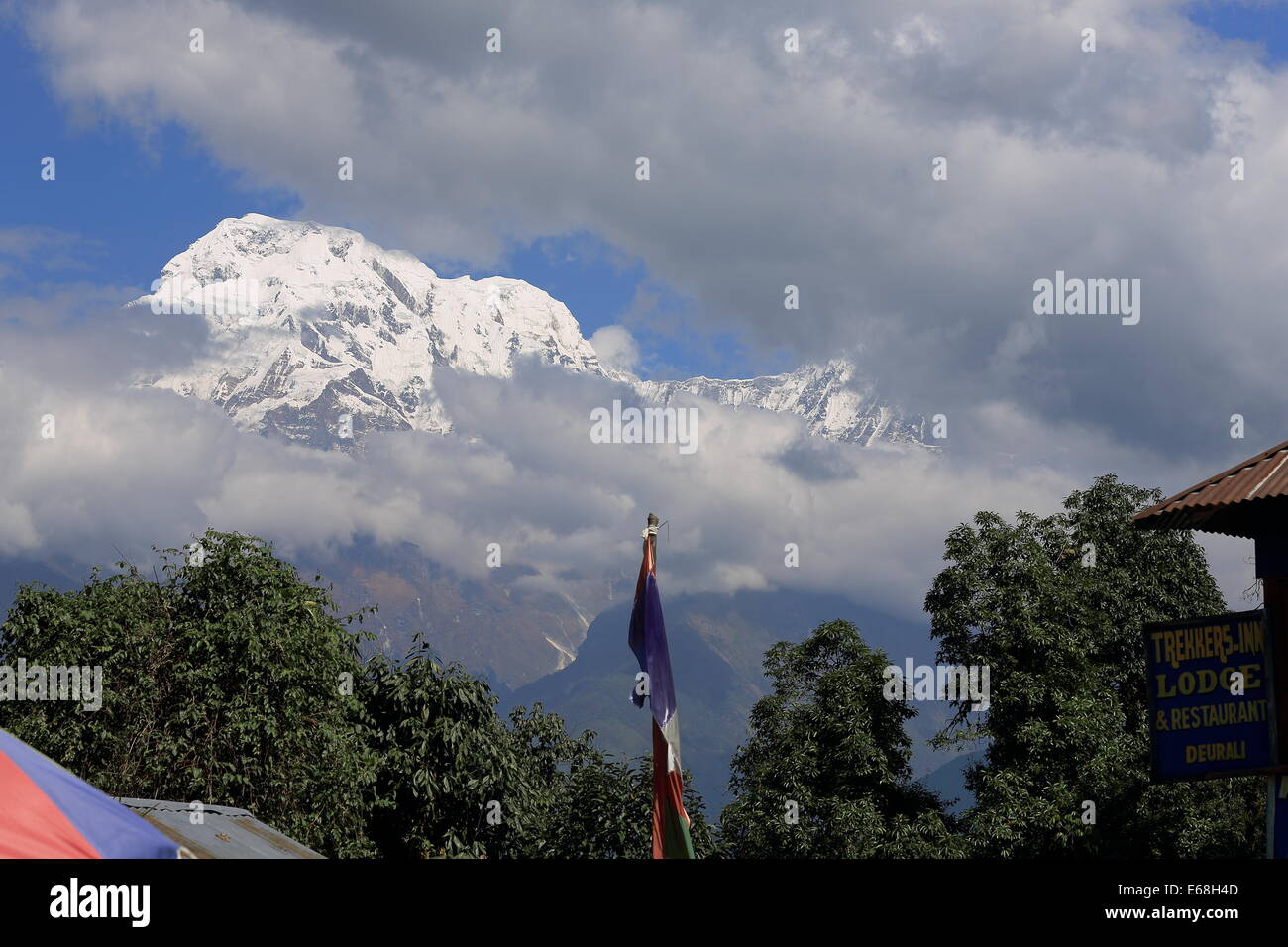 Deurali kaski hi-res stock photography and images - Alamy