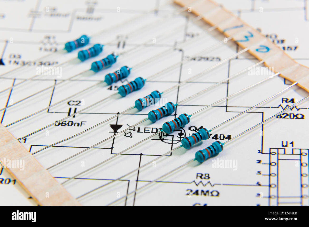 Electronic resistors hi-res stock photography and images - Alamy