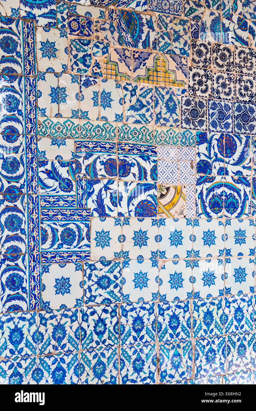 Turkish Blue Tile Stock Photo - Alamy