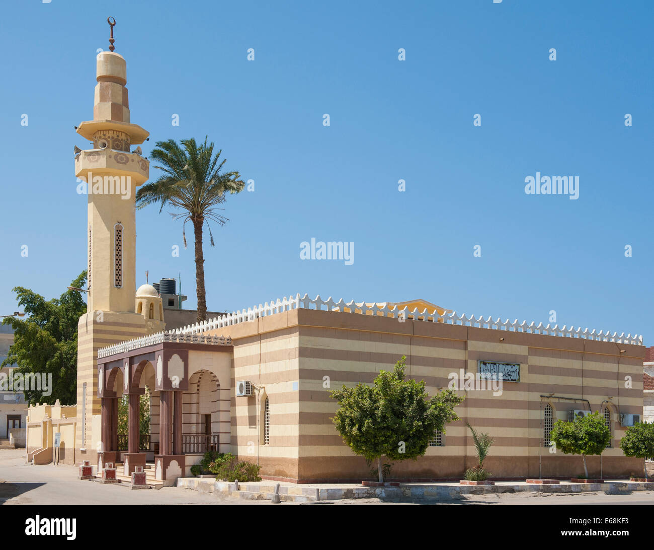 Sheikh al farran mosque hi-res stock photography and images - Alamy