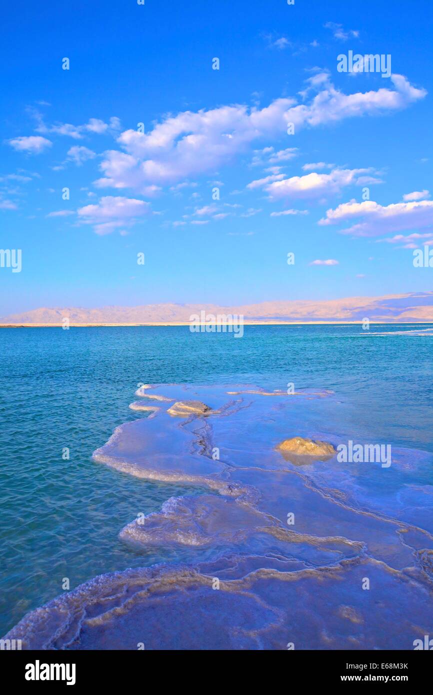 Israel dead sea salt deposits hi-res stock photography and images - Alamy