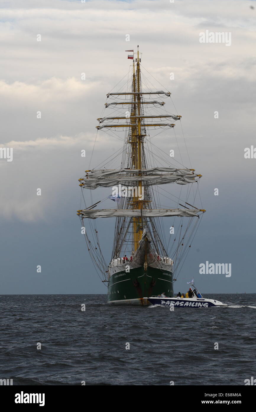 German gdynia ship sail hi-res stock photography and images - Alamy
