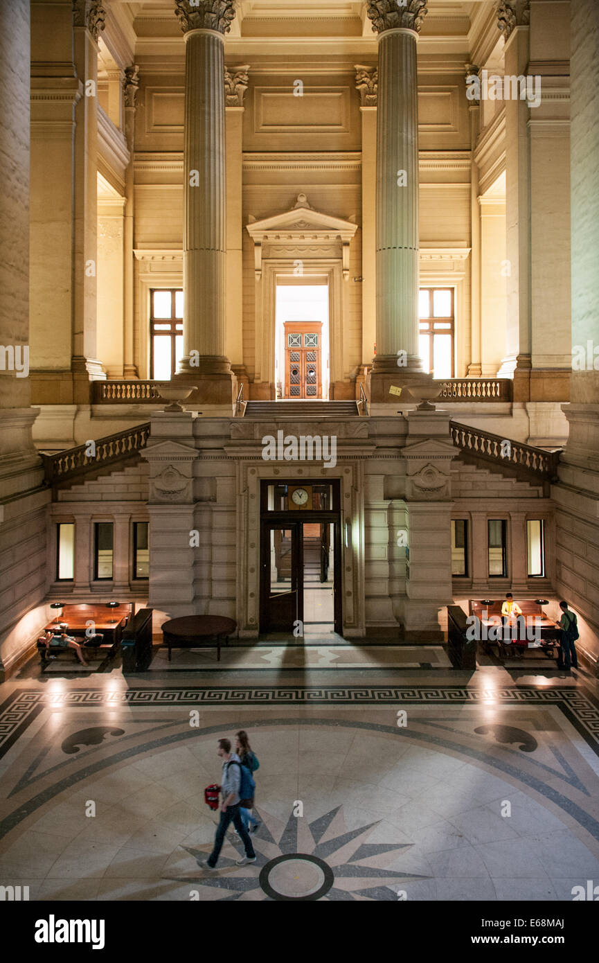 Brussels belgium palace of justice hi-res stock photography and images - Alamy