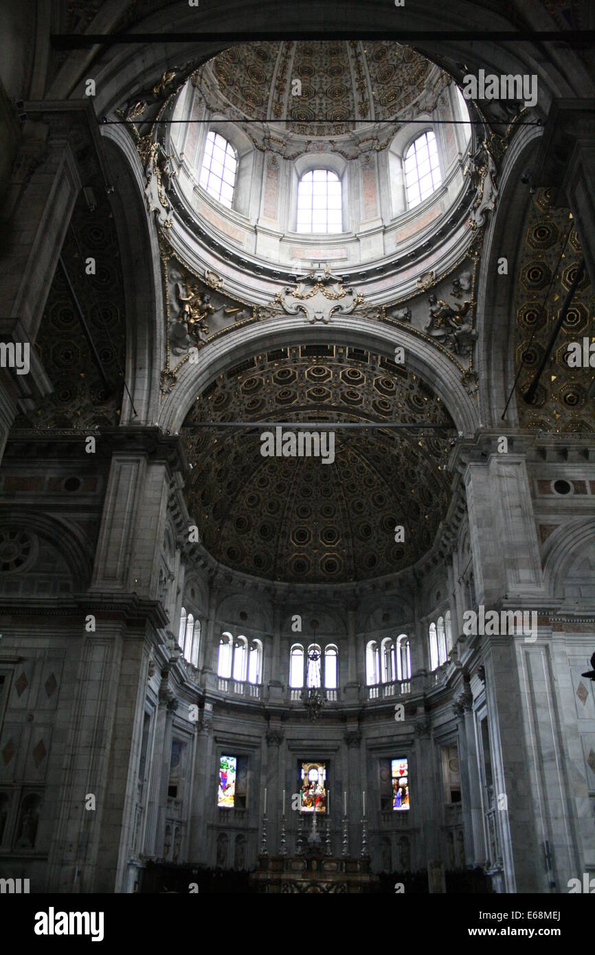 Como Cathedral dome interior Stock Photo - Alamy