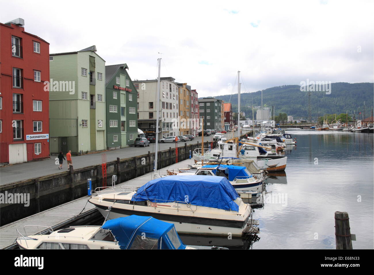 Bryggene waterfront warehouses hi-res stock photography and images - Alamy